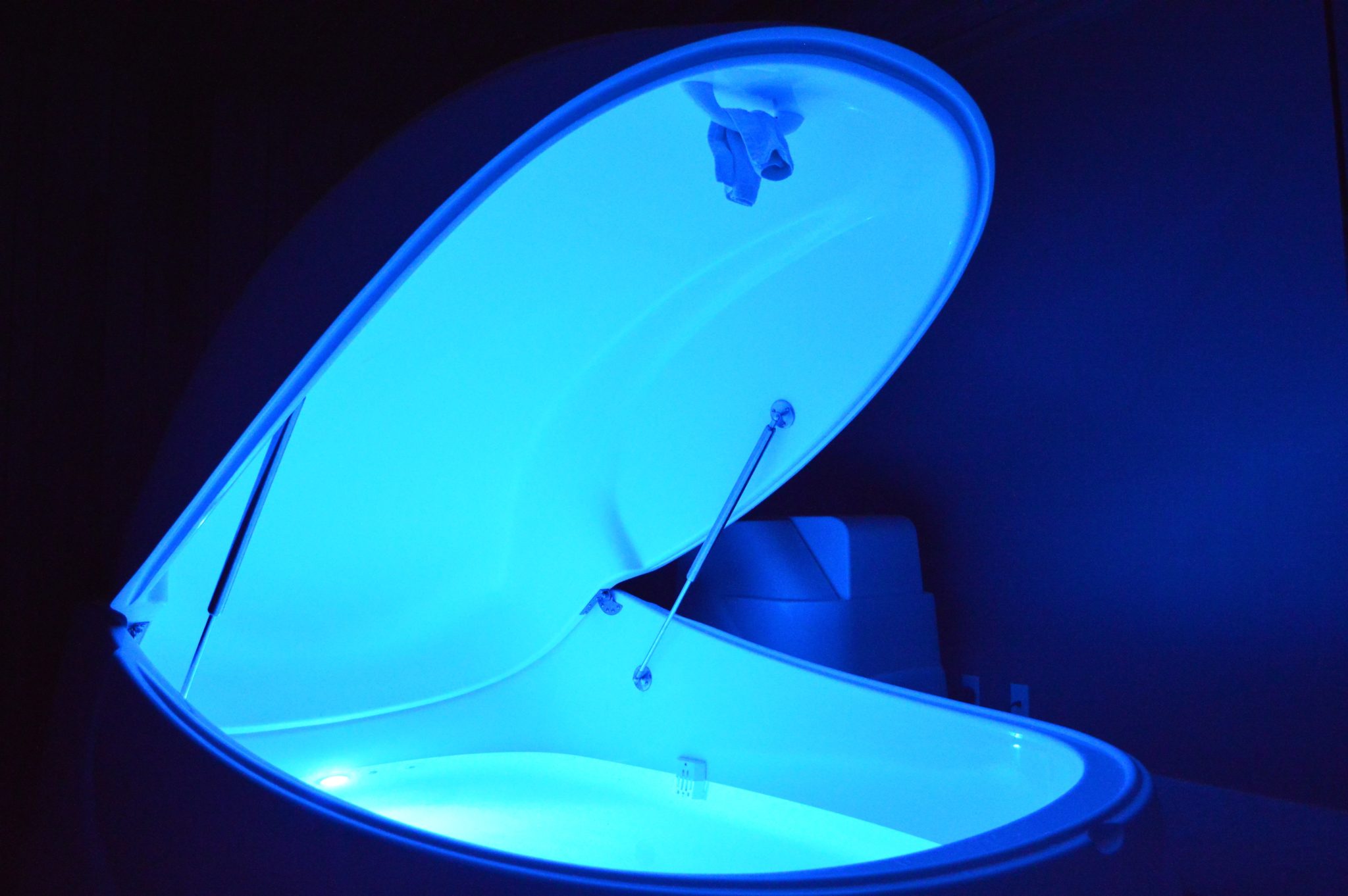 Floatation Therapy At Pause Float Studio Marina Del Rey | The Dimple Life