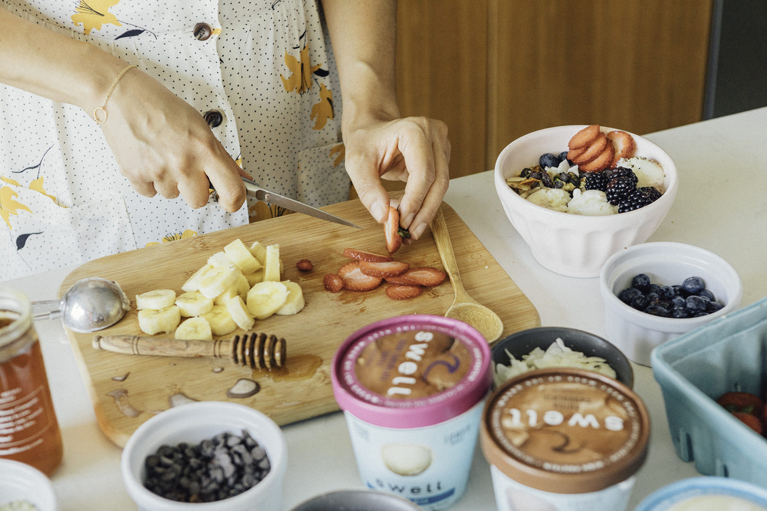 How To Create A Healthy Ice Cream Sundae Bar | The Dimple Life