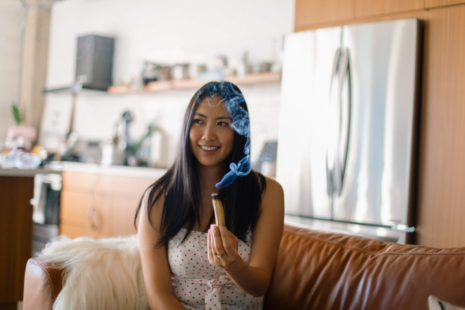 7 Ways To Create an Intentional Positive Vibe Home | The Dimple Life