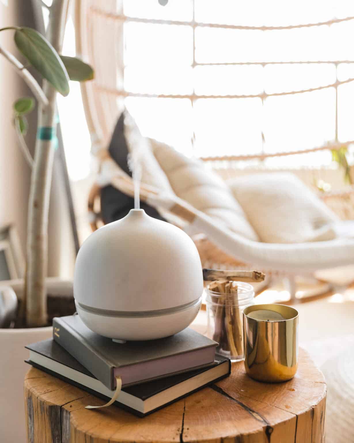 7 Ways To Create an Intentional Positive Vibe Home | The Dimple Life