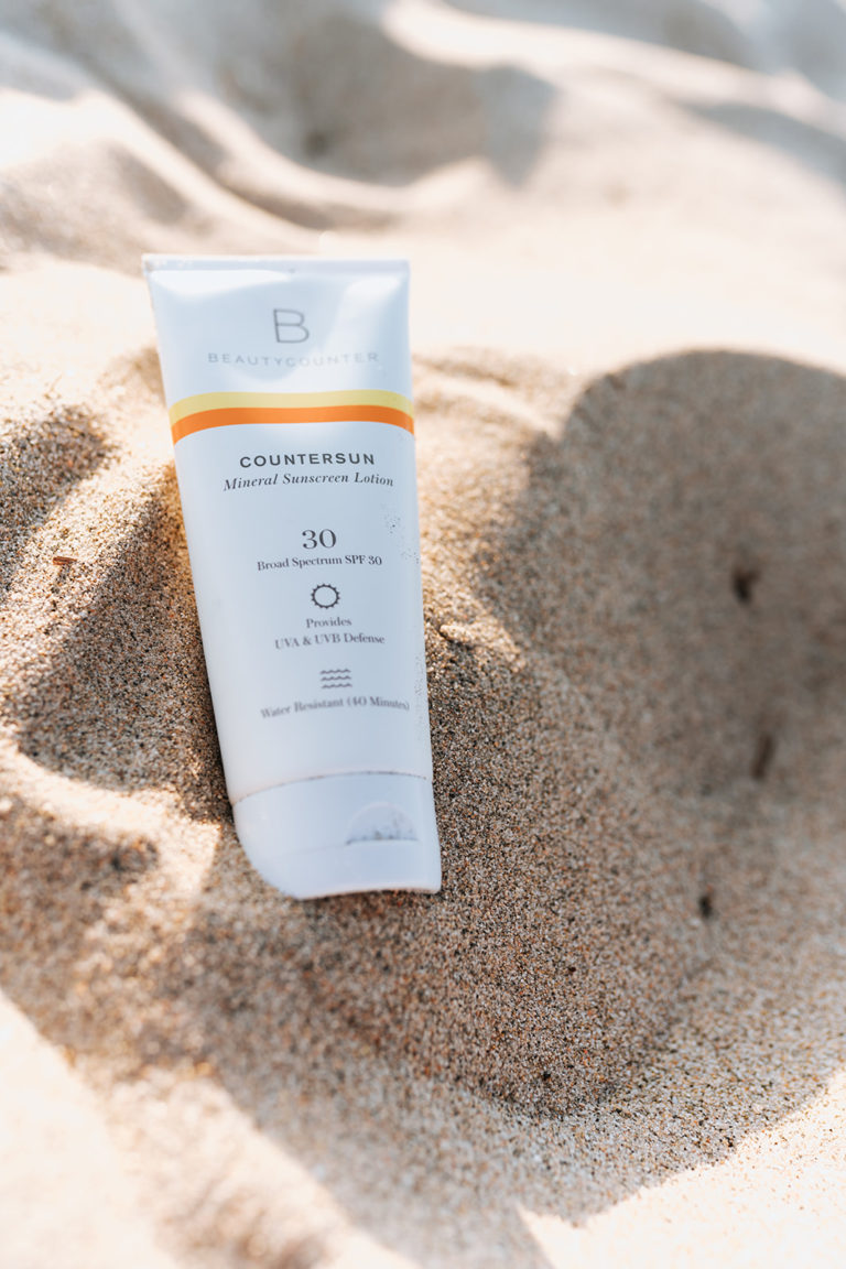 Non-Toxic and Clean Sunscreen Guide | The Dimple Life